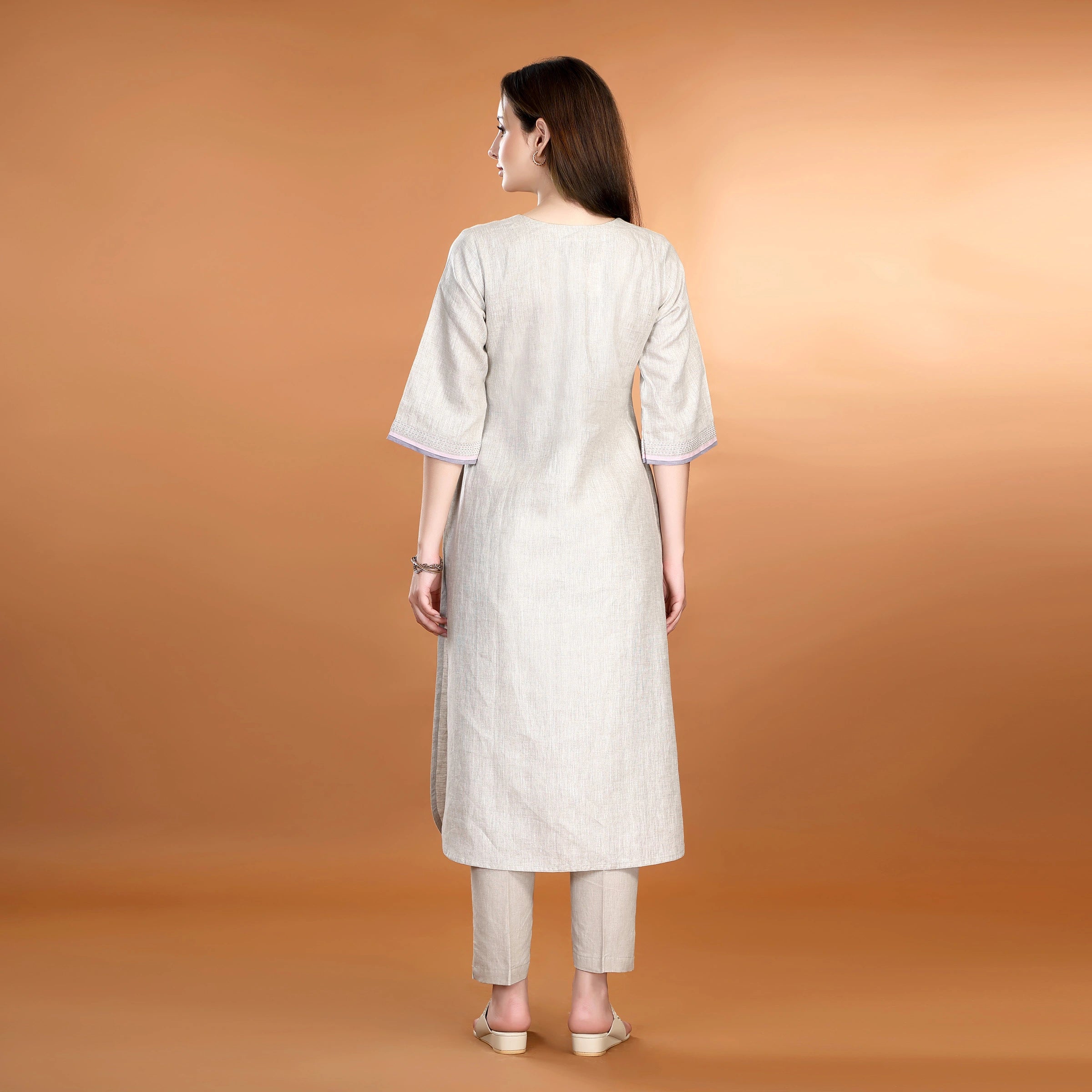 Magnolia Tunic – Linen and Linens
